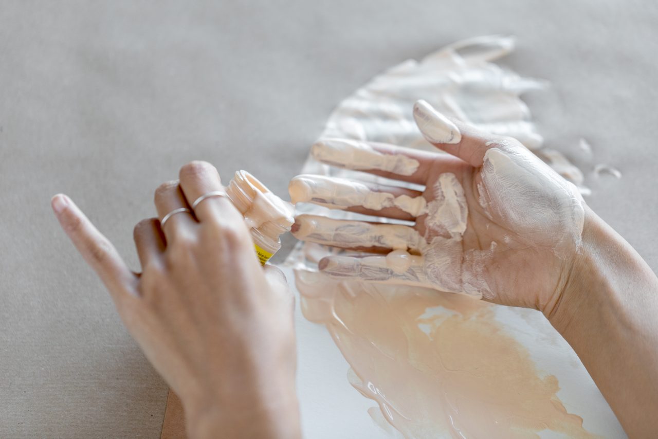 Die Farbbezeichnung "Hautfarbe" - und unser Umgang damit | Modulor